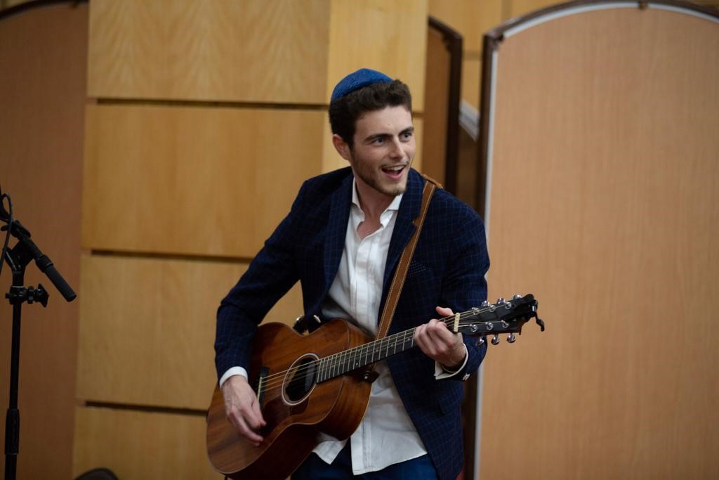 Ben Lutz – The Carlebach Shul