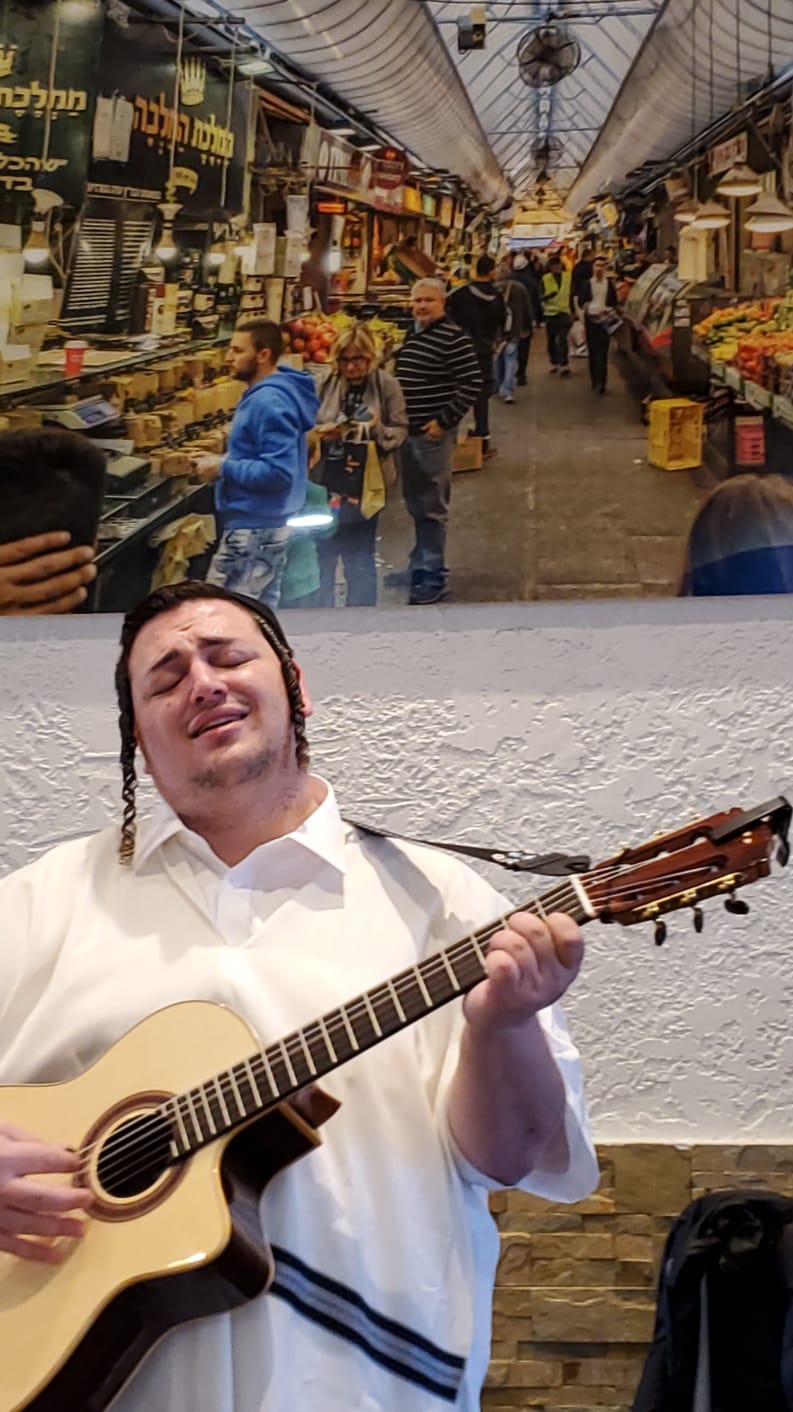 Yoeli Weiss – The Carlebach Shul